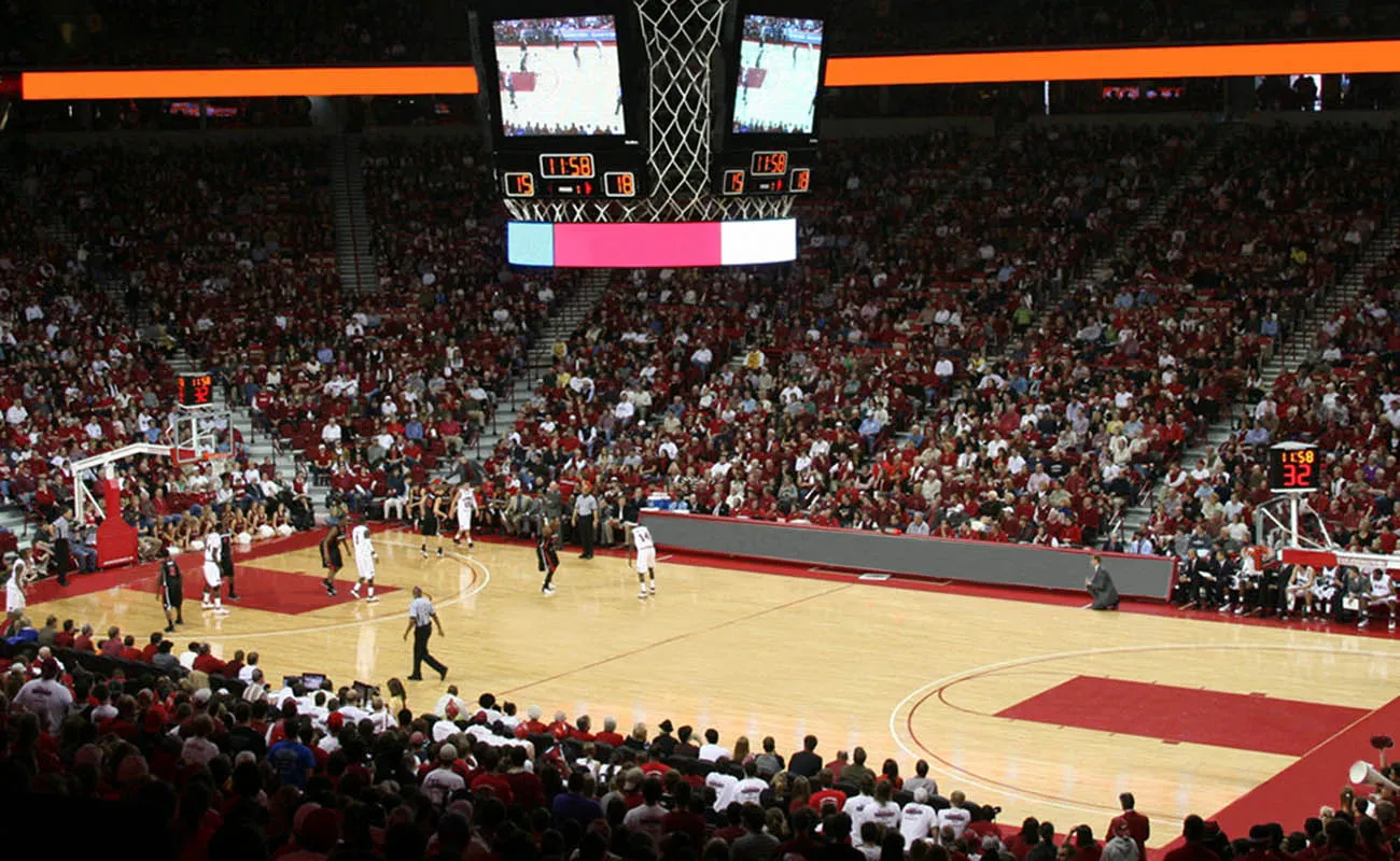 Arkansas Razorbacks vs. Kentucky Wildcats Tickets at Bud Walton Arena ...